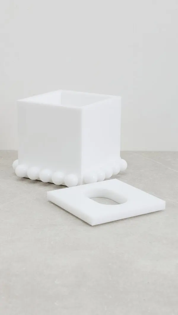 TIZO DESIGN Lucite Tissue Box With Lid
