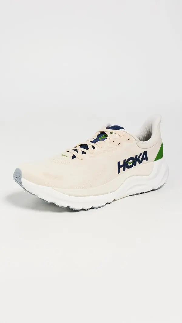 HOKA Arahi Sneakers - Alabaster / Birch