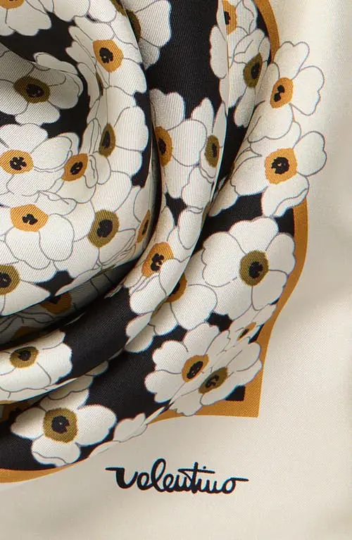 Valentino Garavani Daisy Print Silk Scarf