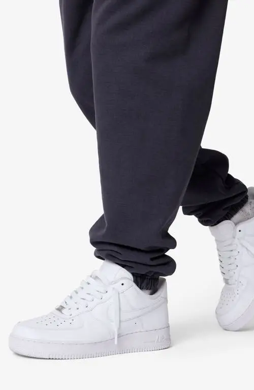 Mnml Heavy Basic Joggers