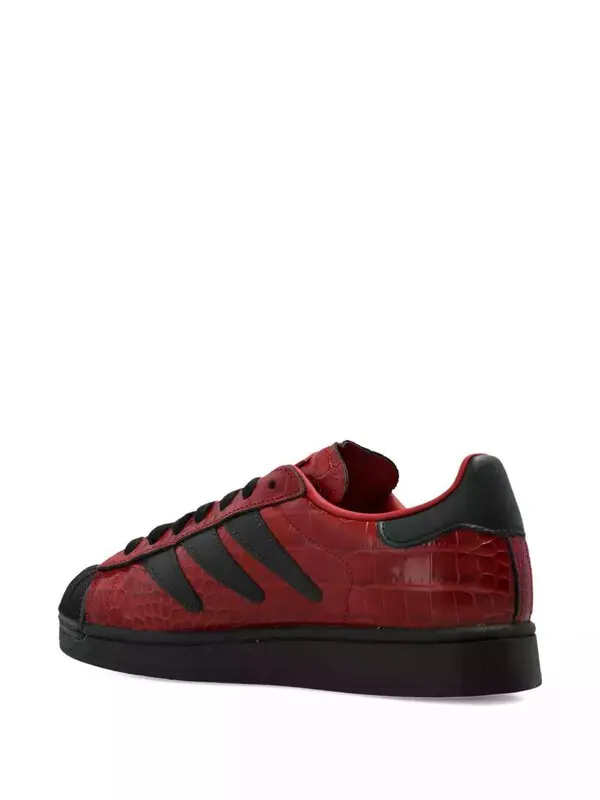 Adidas Superstar Ii W Striped Crocodile-effect Sneakers - Red