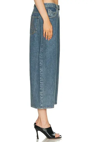 Attico Curved Short Leg Jeans