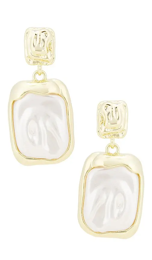 BY ADINA EDEN Fluid Drop Earrings - Pearl White