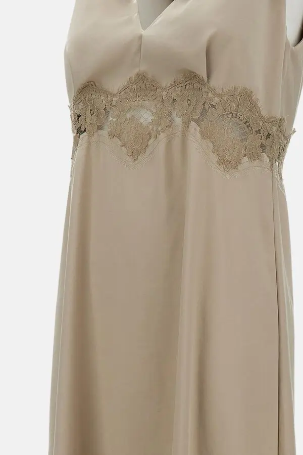 PAROSH Sleeveless Midi Dress With Lace Insert