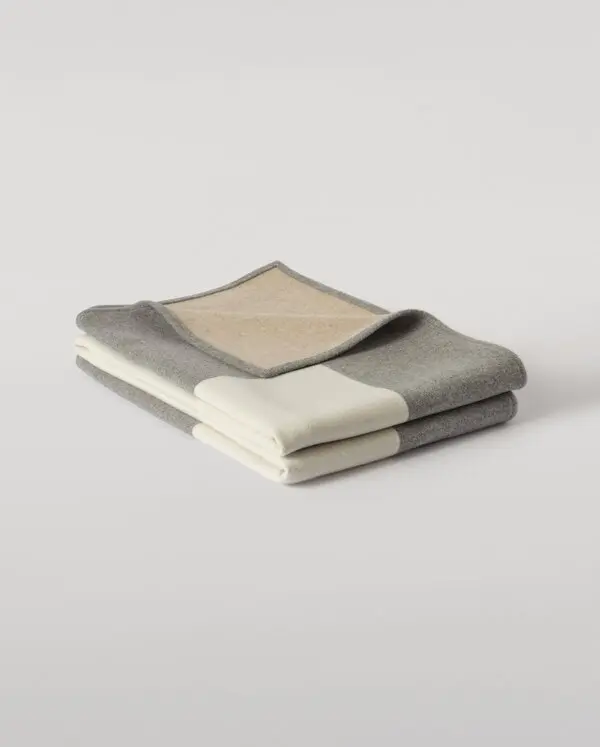 Johnstons Of Elgin Art Geometric Grey & Cashmere Throw - Natural