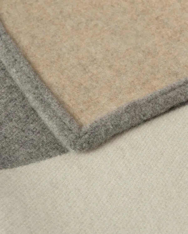 Johnstons Of Elgin Art Geometric Grey & Cashmere Throw - Natural