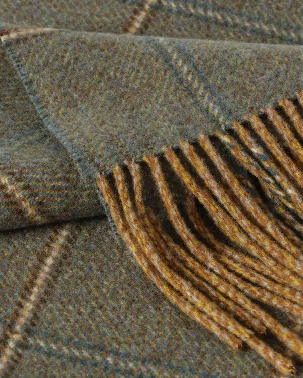 Johnstons Of Elgin Tweed Wool Throw