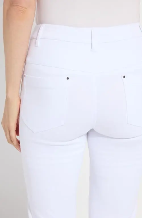 Lyssé Scallop Hem Pull-on Ankle Bootcut Knit Jeans