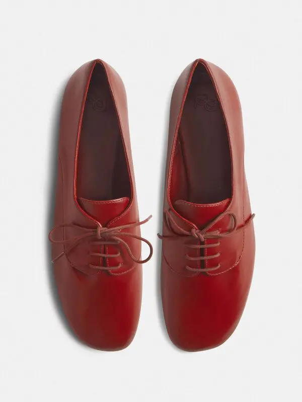 REFORMATION Buffy Oxford - Red