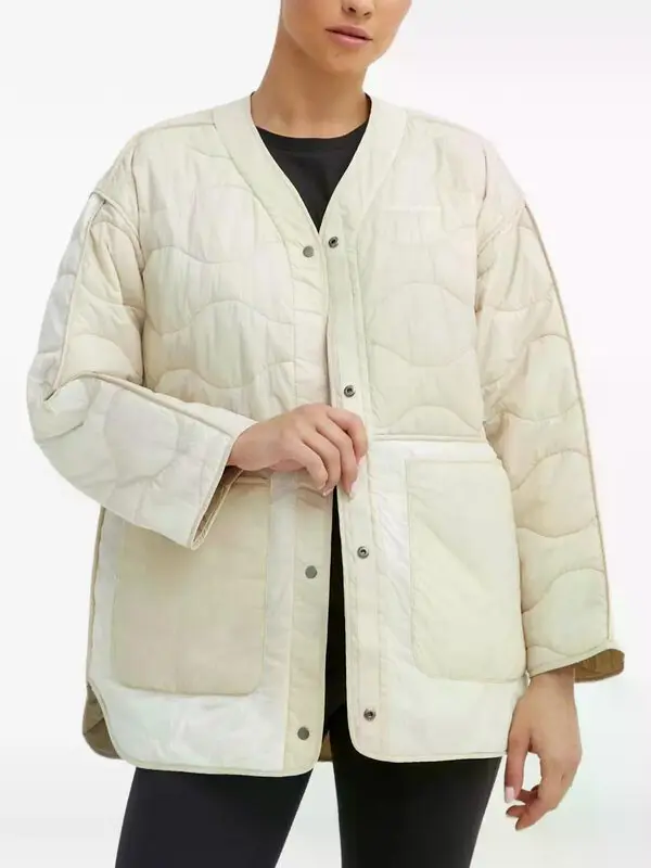 PEAK PERFORMANCE Quilted Jacket With Piped Trim