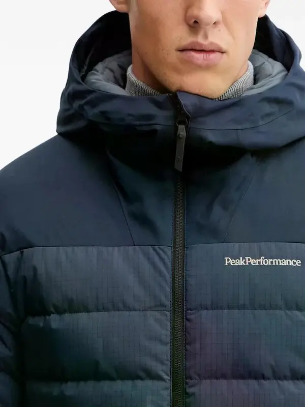 PEAK PERFORMANCE Quilted Hooded Skiwear