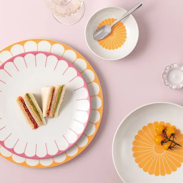 VILLEROY & BOCH Fleur Couleur Large Round Serving Platter