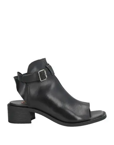 Moma Sandals - Black