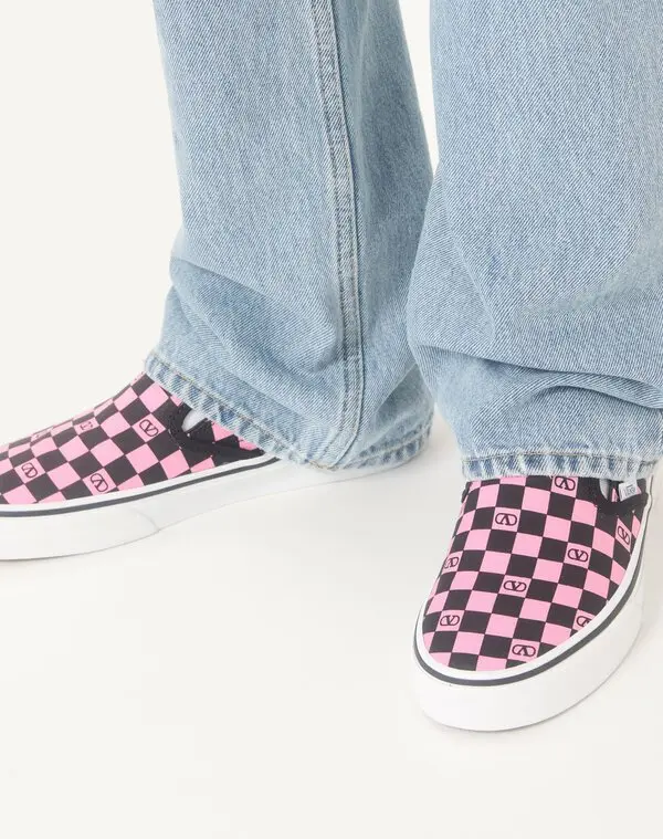 Valentino Garavani And Vans Slip-on Sneaker In Fabric With Vlogo Checkerboard Print - Pink Orchid/black