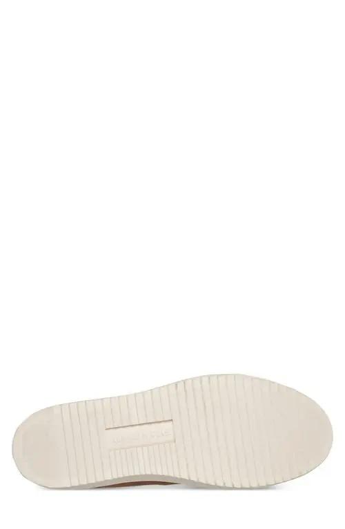 KENNETH COLE Jally Sueded Low Top Sneakers - Light Brown