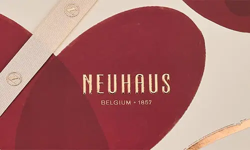 NEUHAUS Valentine Medium Assorted Chocolate Heart Box