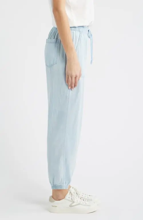 BEACHLUNCHLOUNGE Andi Chambray Drawstring Joggers - Bleach Wash