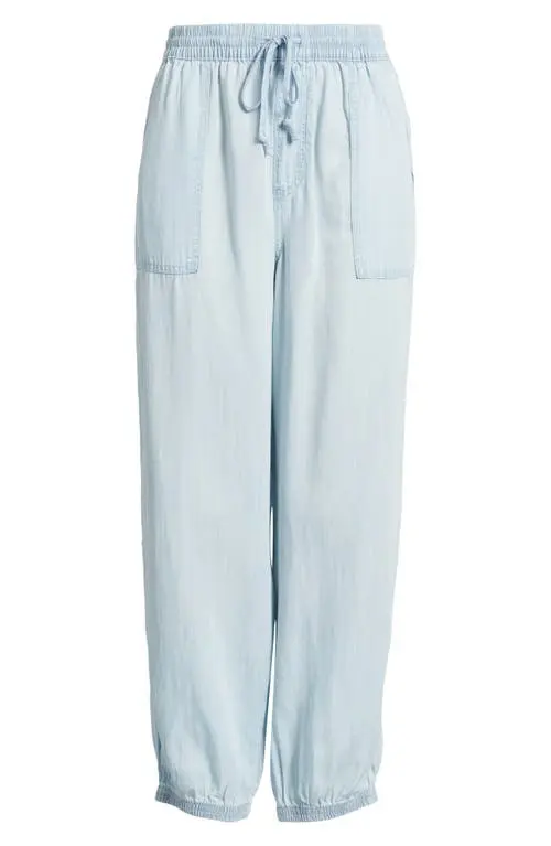 BEACHLUNCHLOUNGE Andi Chambray Drawstring Joggers - Bleach Wash