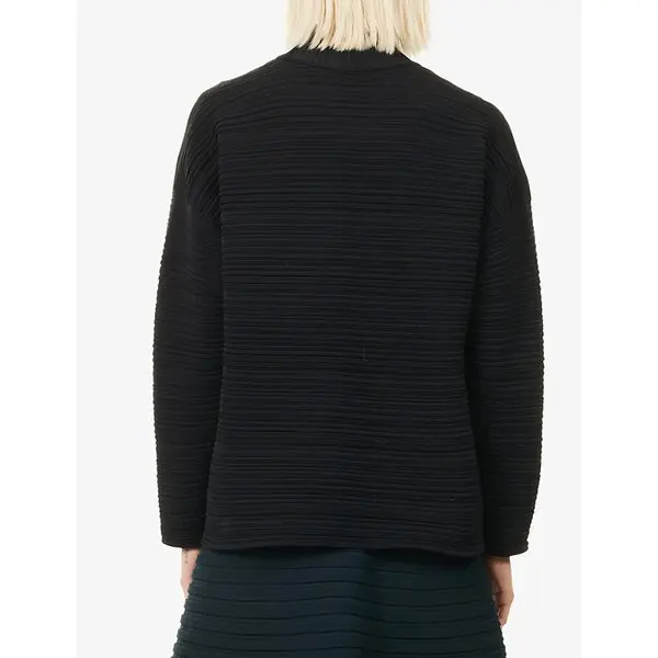 Issey Miyake Crepe High-neck Knitted Top - Black
