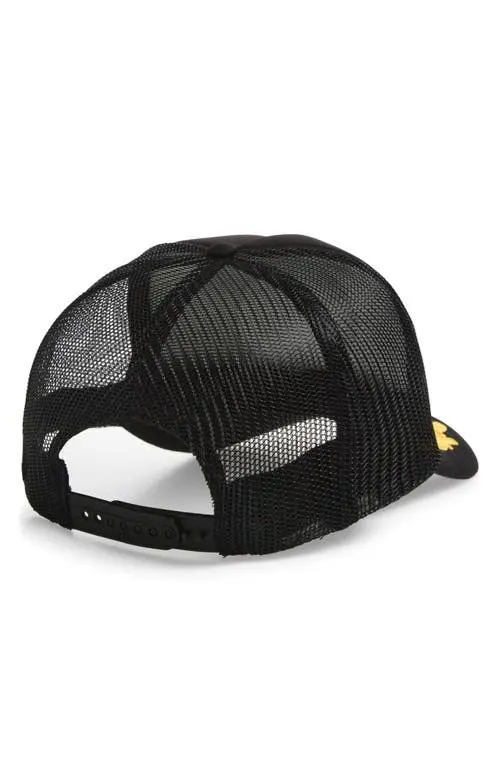 LOCAL BEACH Capt'n Smiley Patch Trucker Hat