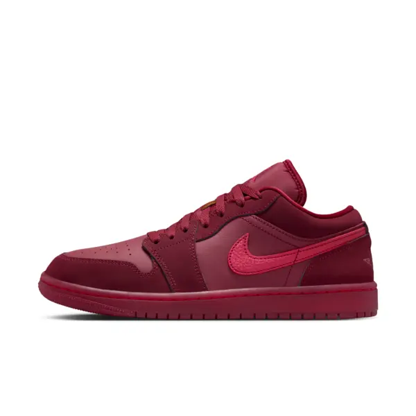 JORDAN 1 Low Se Sneakers - Red