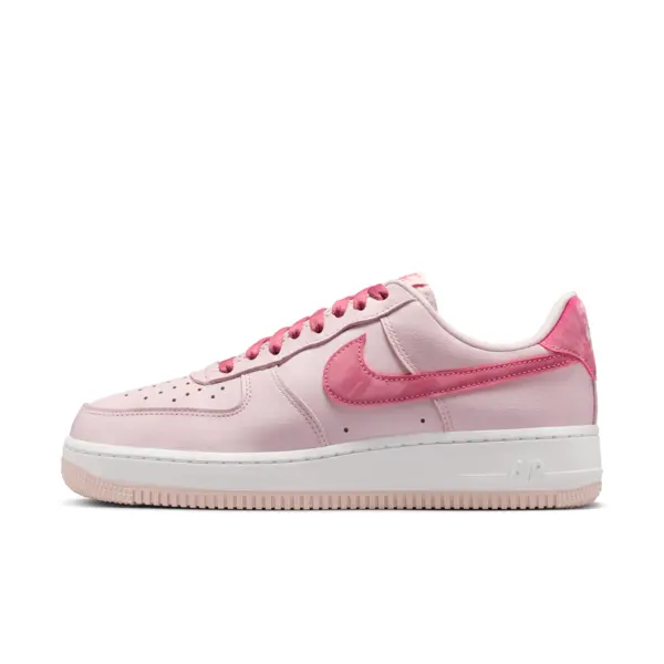 Nike Air Force 1 '07 Sneakers - Pink
