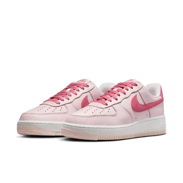 Nike Air Force 1 '07 Sneakers - Pink