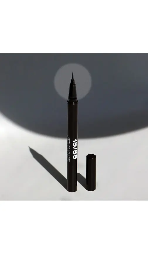 19/99 BEAUTY Liquid Pen Eyeliner