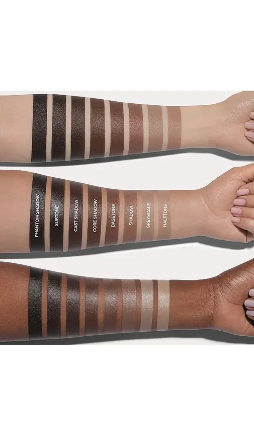 ANASTASIA BEVERLY HILLS Smooth Blur Contour Stick - Basetone