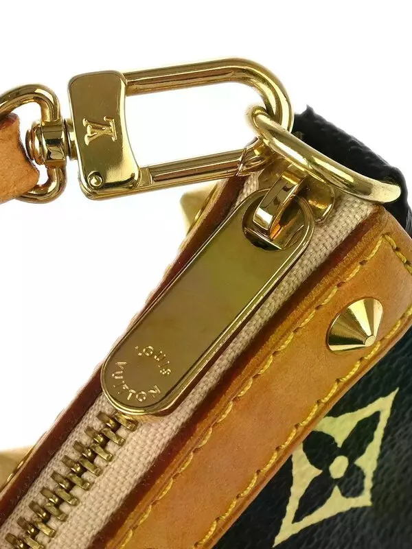 LOUIS VUITTON 2003 Pochette Accessories Shoulder Bag - Black