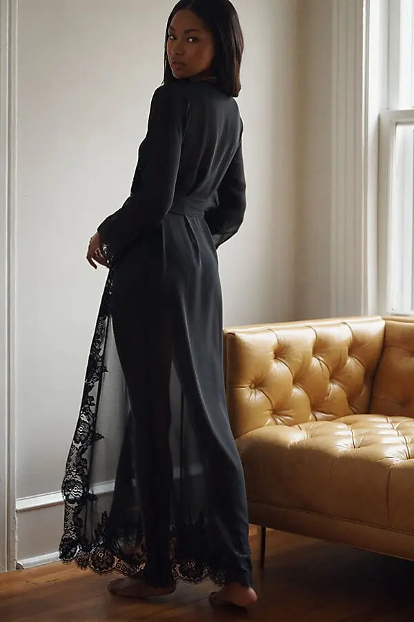 HOMEBODII Helena Lace Robe - Black