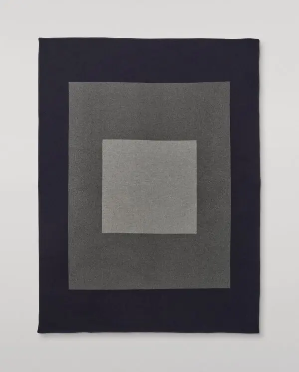 Johnstons Of Elgin Art Geometric & Grey Cashmere Throw - Navy