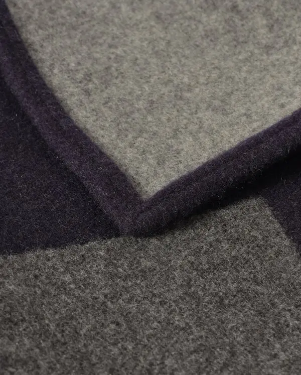Johnstons Of Elgin Art Geometric & Grey Cashmere Throw - Navy