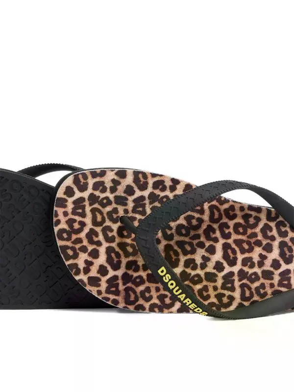 Dsquared2 Wild2 Flip Flops With Logo Straps