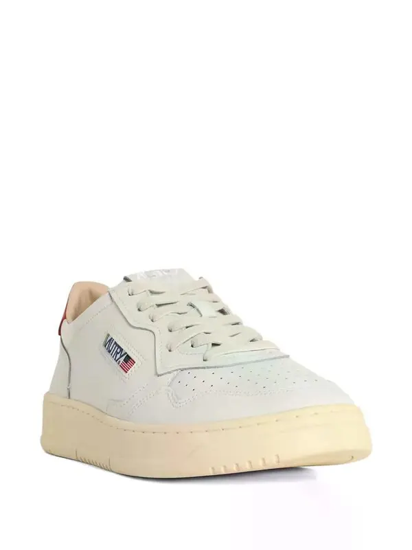AUTRY Medalist Low Leather Sneakers