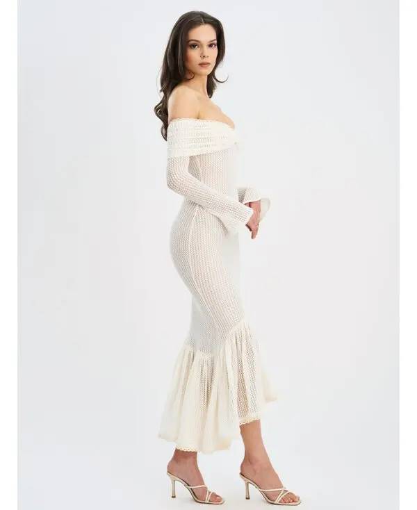 MISS CIRCLE NEW YORK Kaedyn Long Sleeve Crochet Mermaid Maxi Dress