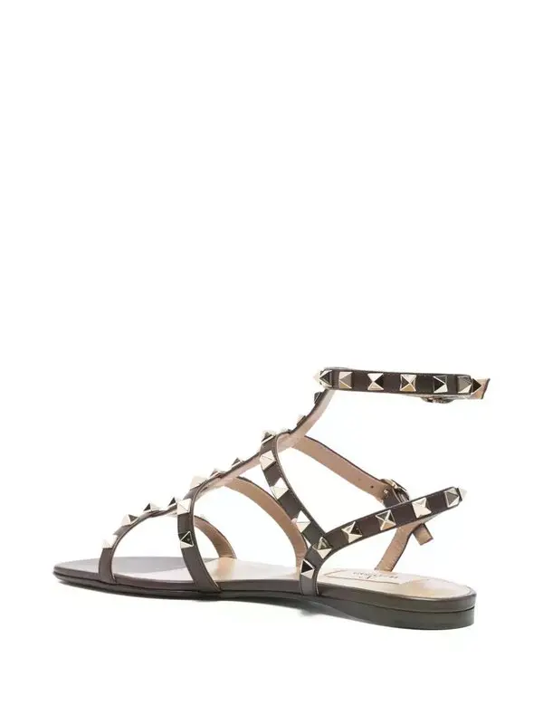 Valentino Garavani Rockstud Flat Calfskin Sandals - Brown