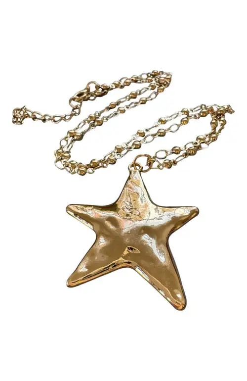 ERIN MCDERMOTT JEWELRY Textured Star Pendant Necklace - Gold