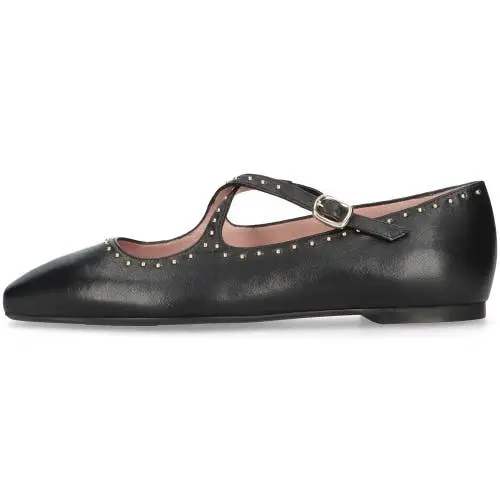 Pretty Ballerinas Criss Cross Mary Jane - Black