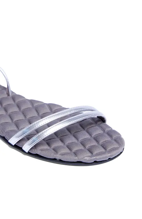 Aera Faye Vegan Flat Sandal - Silver