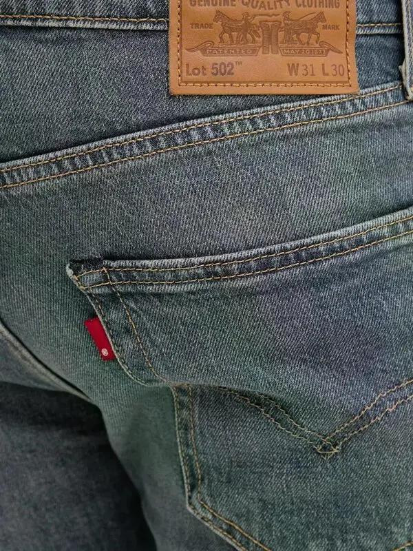 LEVI'S 502 Tapered Jeans