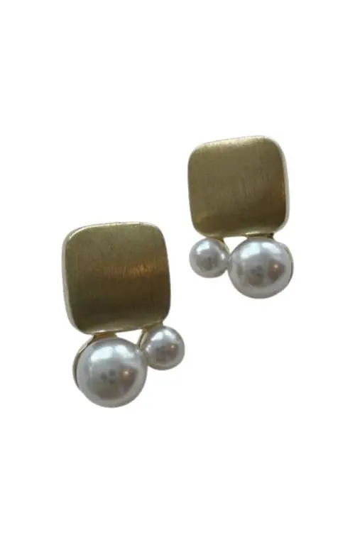 ERIN MCDERMOTT JEWELRY Stud Earrings With Pearls - Gold