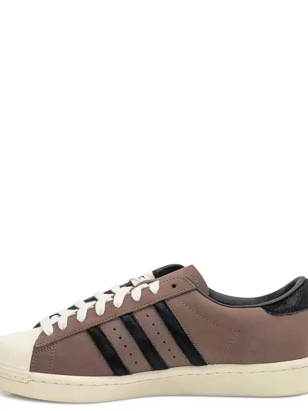 Adidas Superstar Sneakers