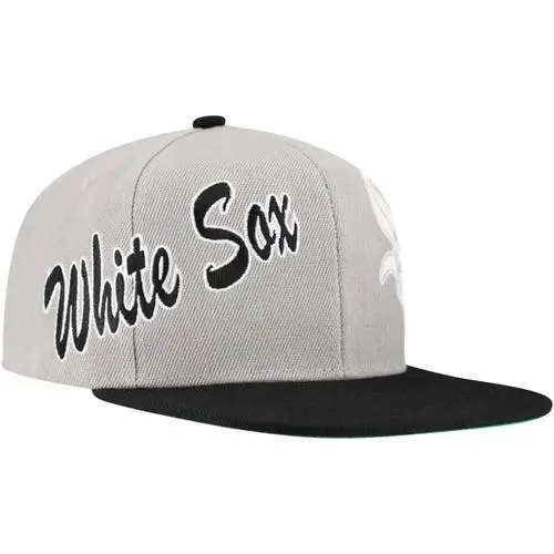 Mitchell & Ness Chicago White Sox Knock Out Panel Snapback Hat