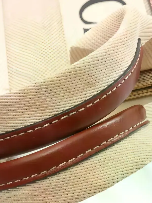 Chloé 2000s Small Woody Tote Bag - Neutrals