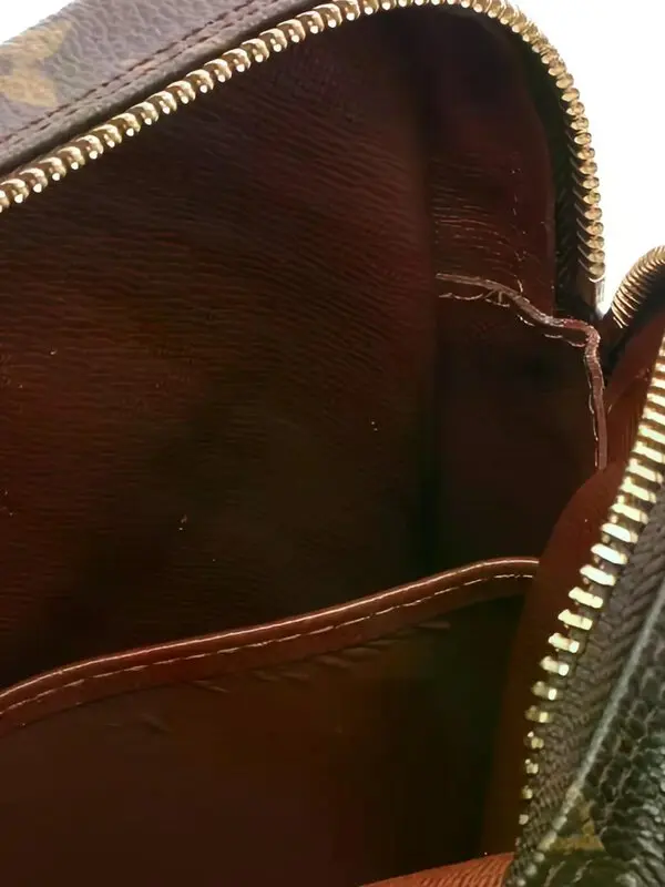 LOUIS VUITTON 2001 Amazon Monogram Shoulder Bag