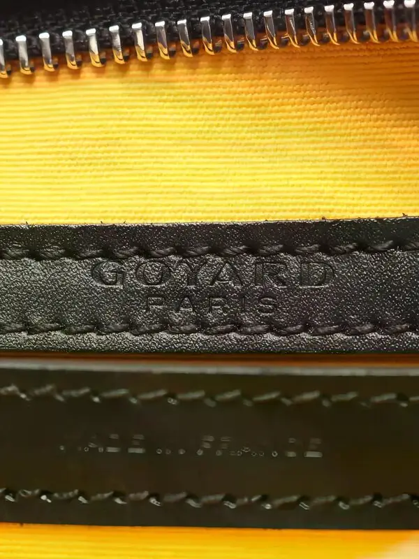 Goyard Cap Vert Pm Shoulder Bag