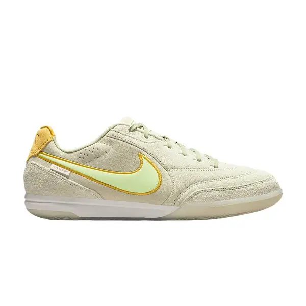 Nike Tiempo Streetgato Le Sneakers - Yellow