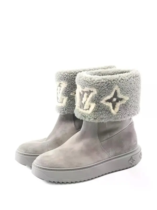 LOUIS VUITTON 2022 Snowdrop Shearling Boots
