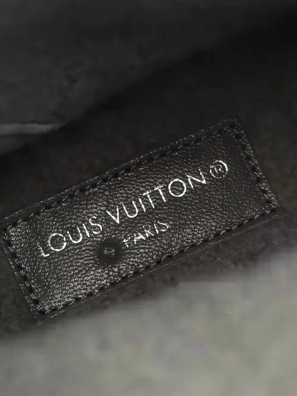 LOUIS VUITTON 2022 Snowdrop Shearling Boots